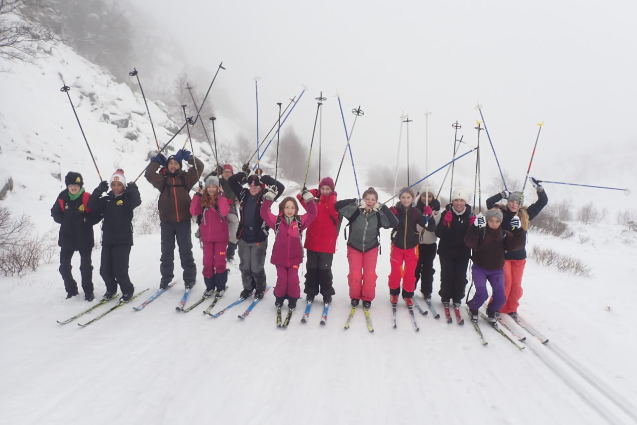 Glimt frå ei flott veke med Meling skule - Gullingen Leirskule