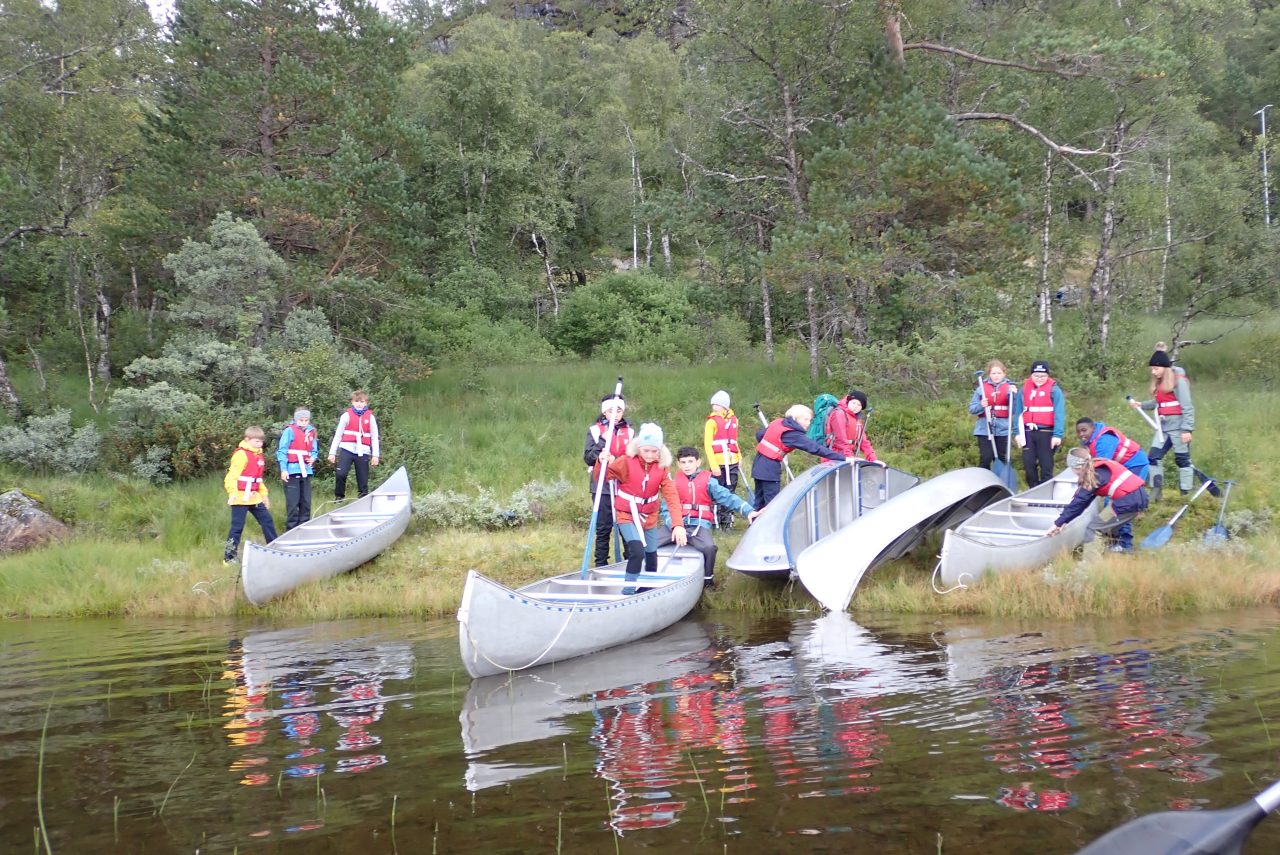 GUJE0623 - Gullingen Leirskule